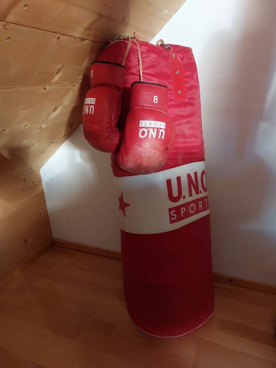 Boxsack U.N.O. Sports mit Boxhandschuhe Gebraucht (Gebraucht) in Rehetobel für CHF 50 – nur ...
