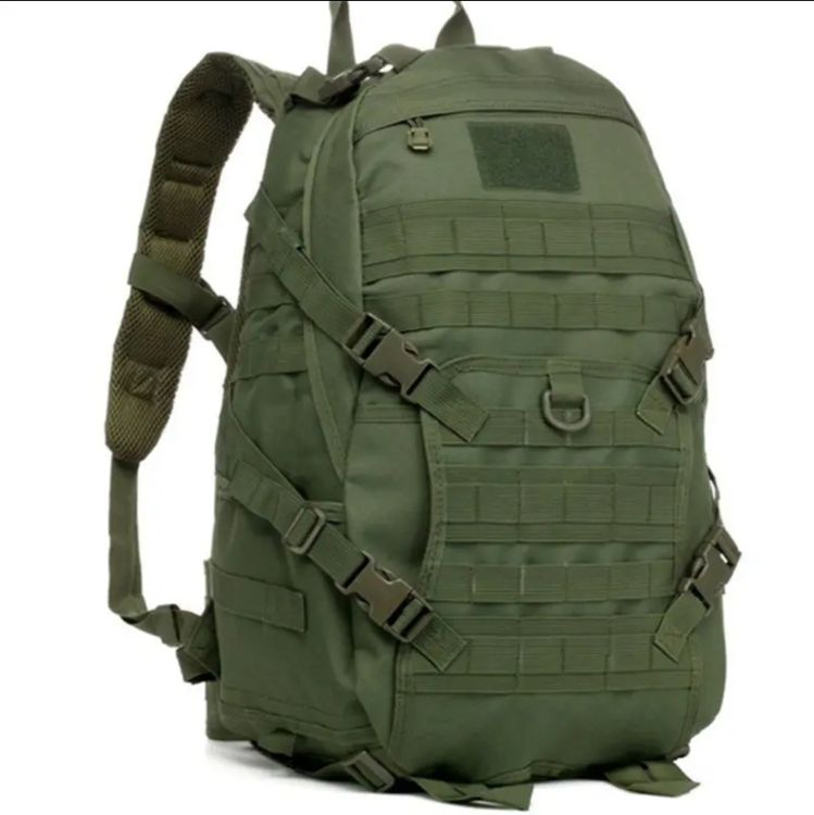 Taktischer Militär Rucksack 30-40l (Neu (gemäss Beschreibung)) in Dättwil AG für CHF 15 – mit ...