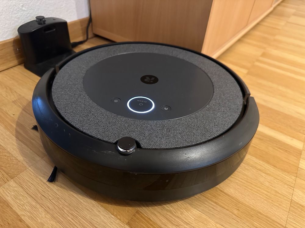 iRobot Roomba i3 Saugroboter (Gebraucht) in Oberembrach für CHF 89 ...
