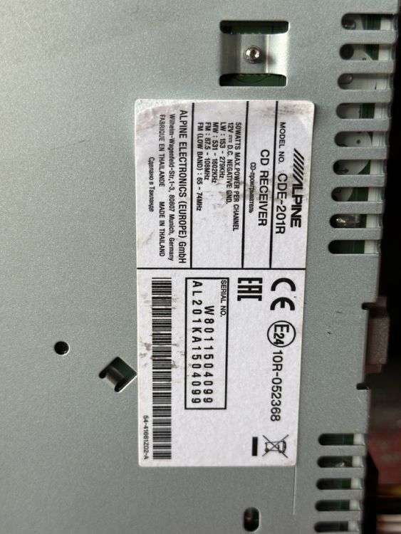 Autoradio Alpine CDE-201R - Ab 1 CHF 🔥 (Gebraucht) in Heiligkreuz (Mels) für CHF 1 – mit ...