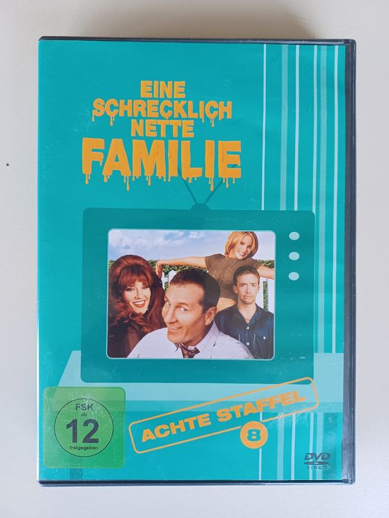Eine Schrecklich Nette Familie (Staffel 8) 3 dvd-box (Gebraucht) in Aesch BL für CHF 5 – mit ...