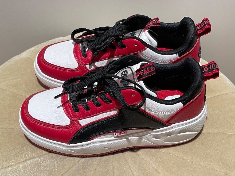 BUFFALO SCHUHE SNEAKERS MEGA GR. 38 ROT SCHWARZ WEISS | Kaufen auf Ricardo