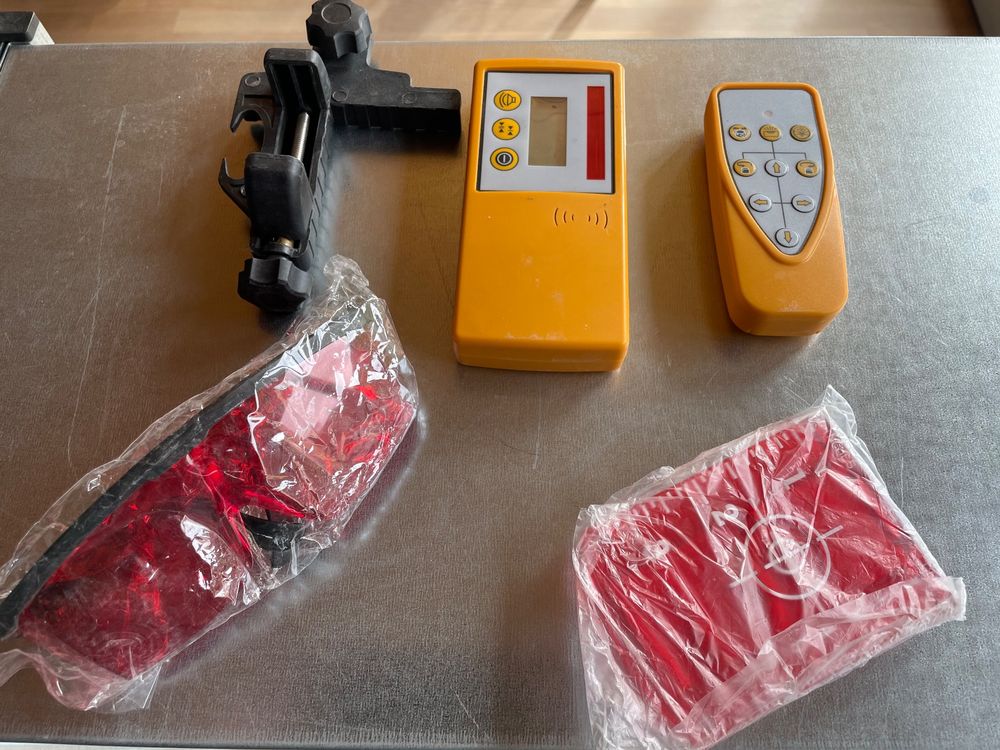 Swiss Level Rotationslaser (Gebraucht) in Wichtrach für CHF 261 – mit ...