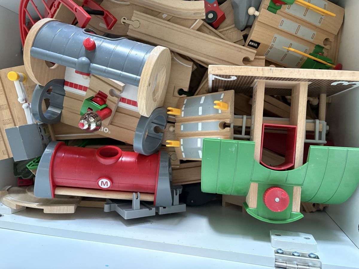 Brio Holzeisenbahn Set, vollständig mit Box zu verkaufen (Gebraucht) in ...
