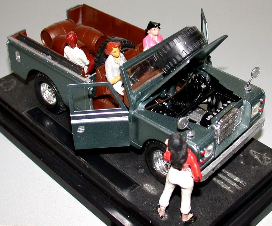 Land Rover 110 Pick-Up DIORAMA UNIKAT BBURAGO 1:24 | Acheter sur Ricardo