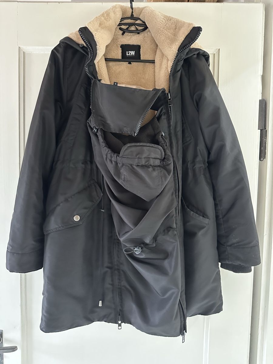 Schwarze Winter Jacke mit Baby Einsatz von L2W, Top! (Gebraucht) in Adliswil für CHF 20 – mit ...