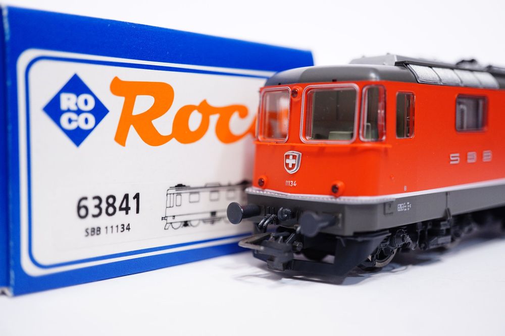 2ß Roco 63841 SBB Re 4/4 rot 11134 (Gebraucht) in Thun für CHF 199 ...