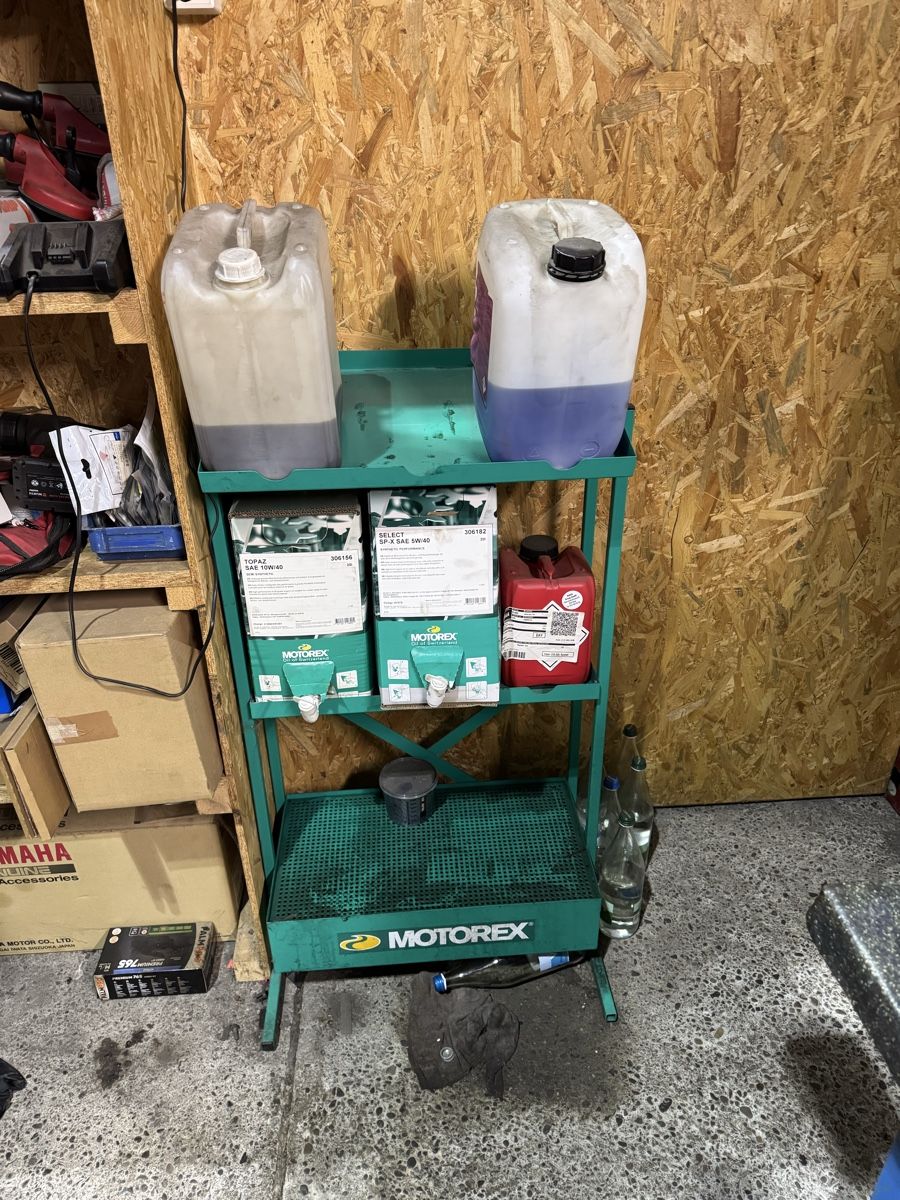MOTOREX Ölstand mit Ölauffangwanne (Gebraucht) in Dättwil AG für CHF ...