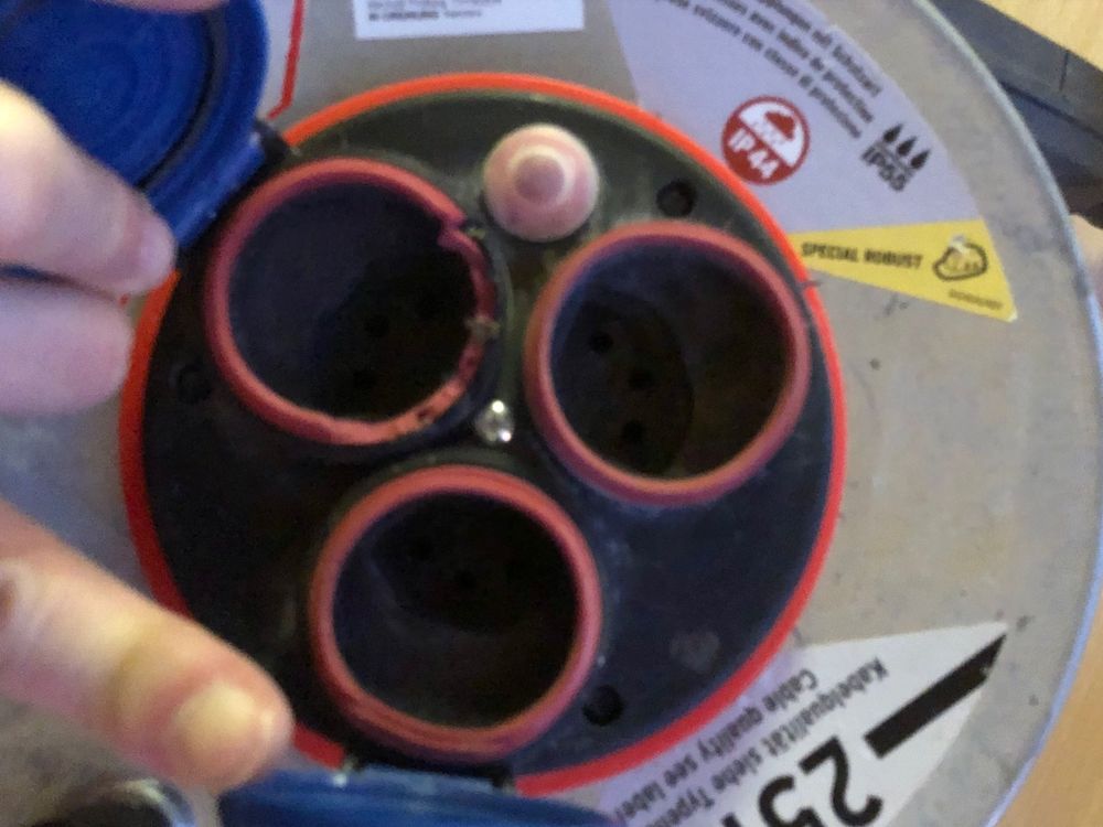 BRENNENSTUHL Starkstrom-Kabelrolle mit FI-Schutz (25 Meter) (Gebraucht ...