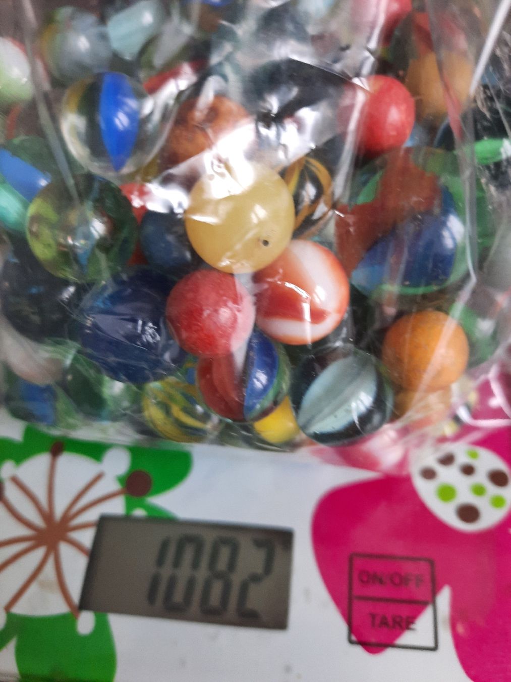 1 Kilo d'anciennes BILLES en VERRE (D'occasion) à Le Locle pour CHF 12 ...