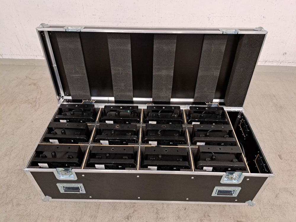 Fluterscheinwerfer 150 Watt Set à 12 Stück im Flight Case (Gebraucht) in Embrach für CHF 110 ...