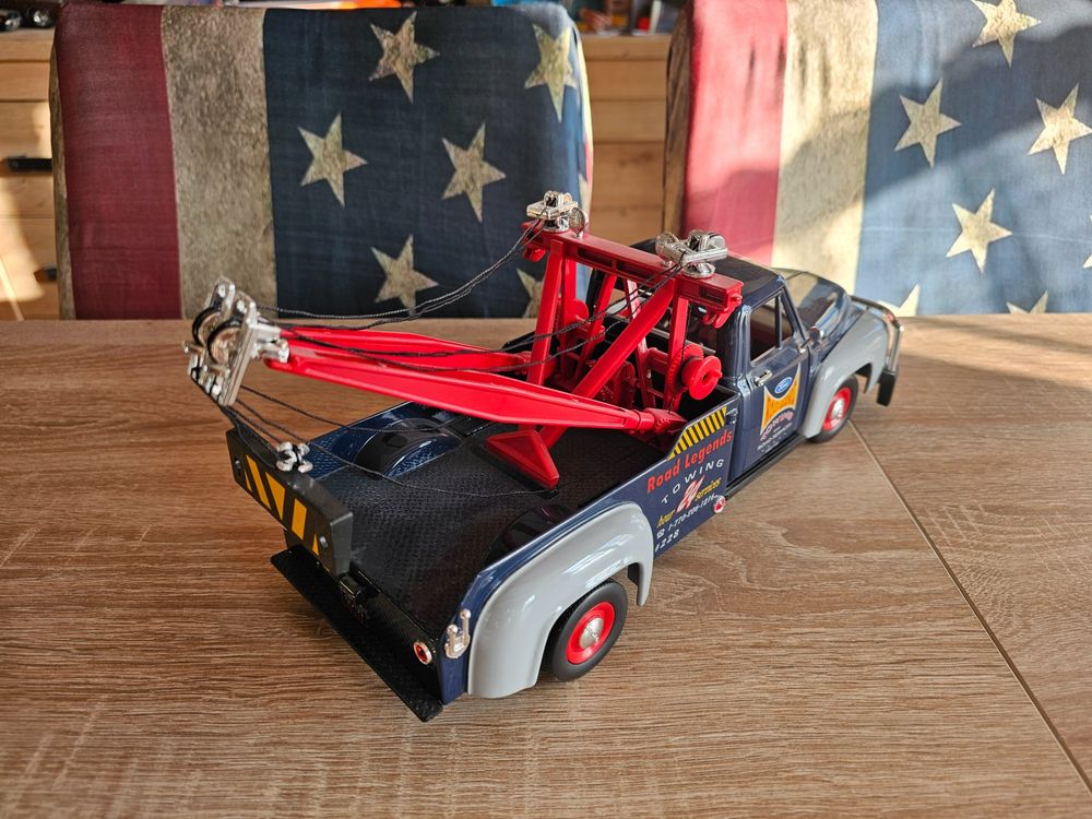 56'Ford F100 Tow Truck Abschlepper 1:18 (Gebraucht) in Goldingen für ...