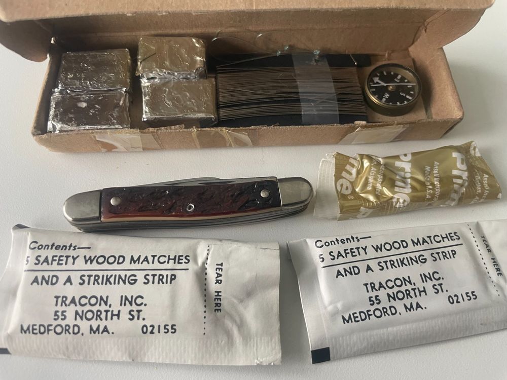 US Army/Airforce Survival Kit Parachute Pack SRU-16/P (Neu und ...