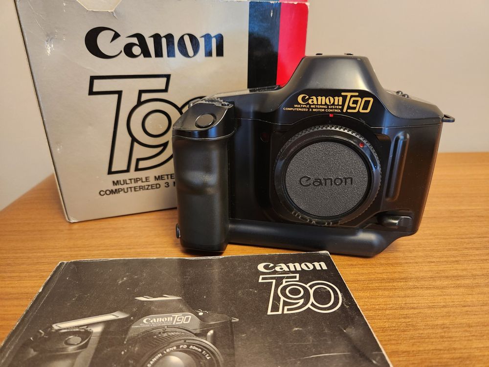 Canon T90, mit OVP, schöner Zustand (Gebraucht) in Immensee für CHF 58 ...