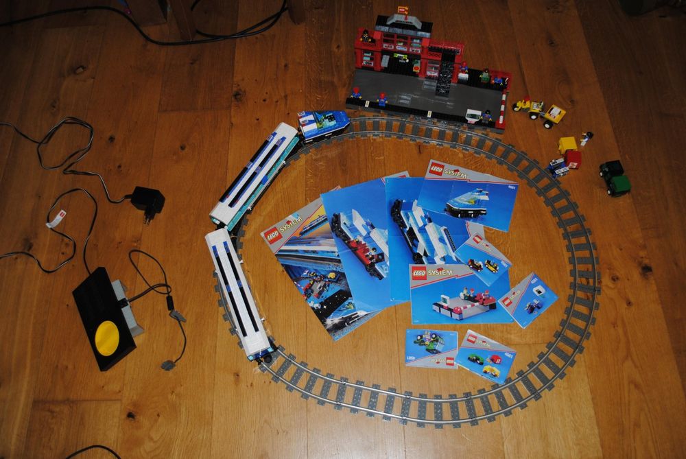 LEGO 4561 - Railway Express + 4556 - Train Station + Rails | Kaufen auf ...