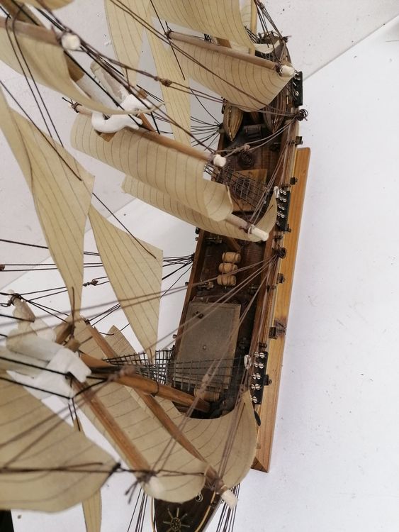 Modellschiff Fragata Siglo XVlll 61cm hoch, 80cm lang (Gebraucht) in Luzern für CHF 91 – nur ...