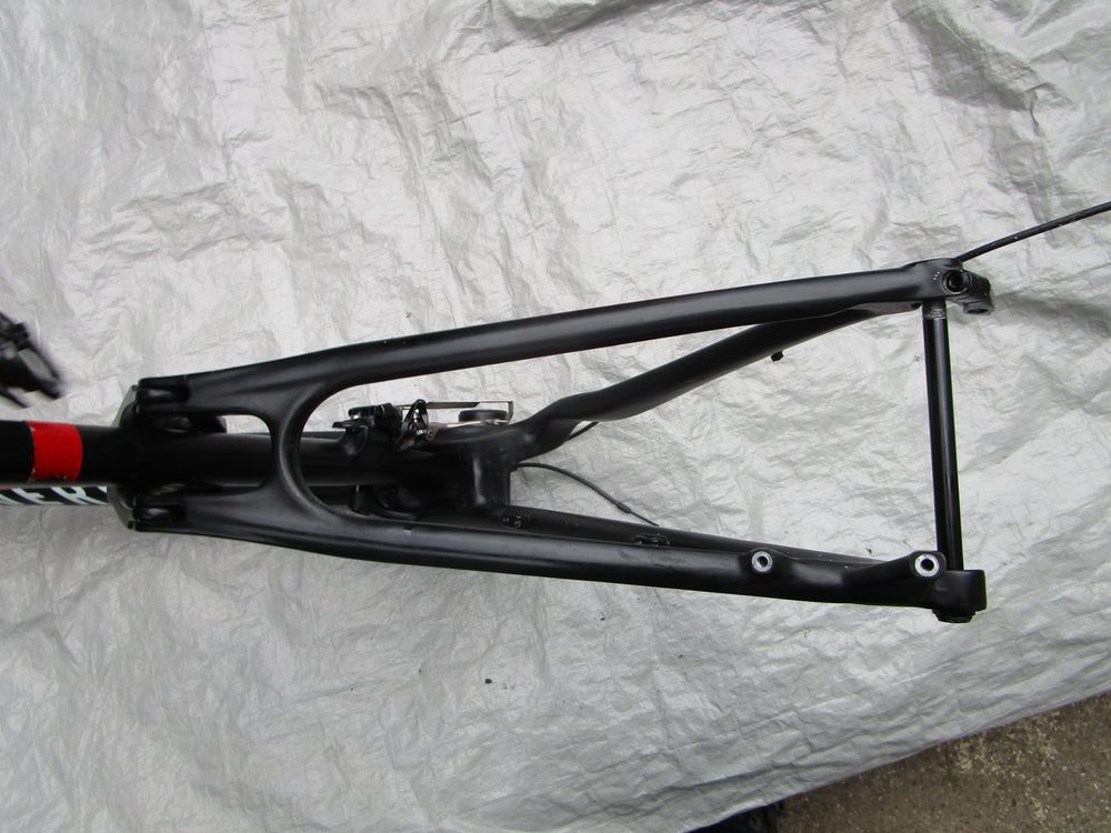 leichter Fully CANYON NERVE Carbon Rahmen Gr M f.26" 2186g (Gebraucht) in Ottikon für CHF 270 ...