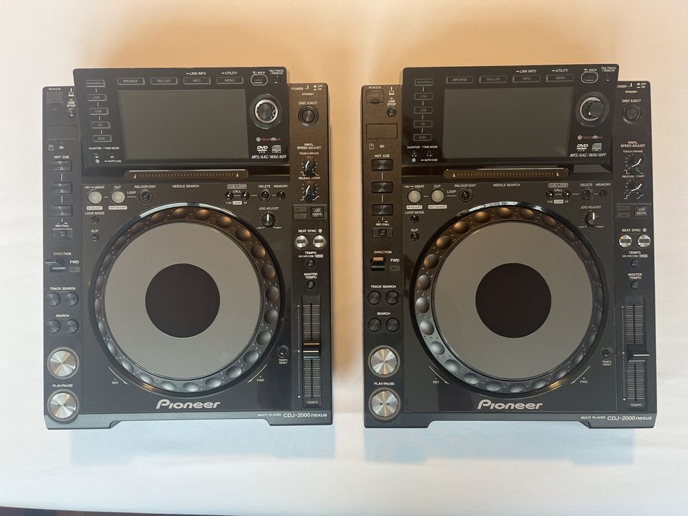 2x Pioneer DJ CDJ-2000 nexus MULTI PLAYER | Kaufen auf Ricardo 2x Pioneer DJ CDJ-2000 nexus MULTI PLAYER | Kaufen auf Ricardo