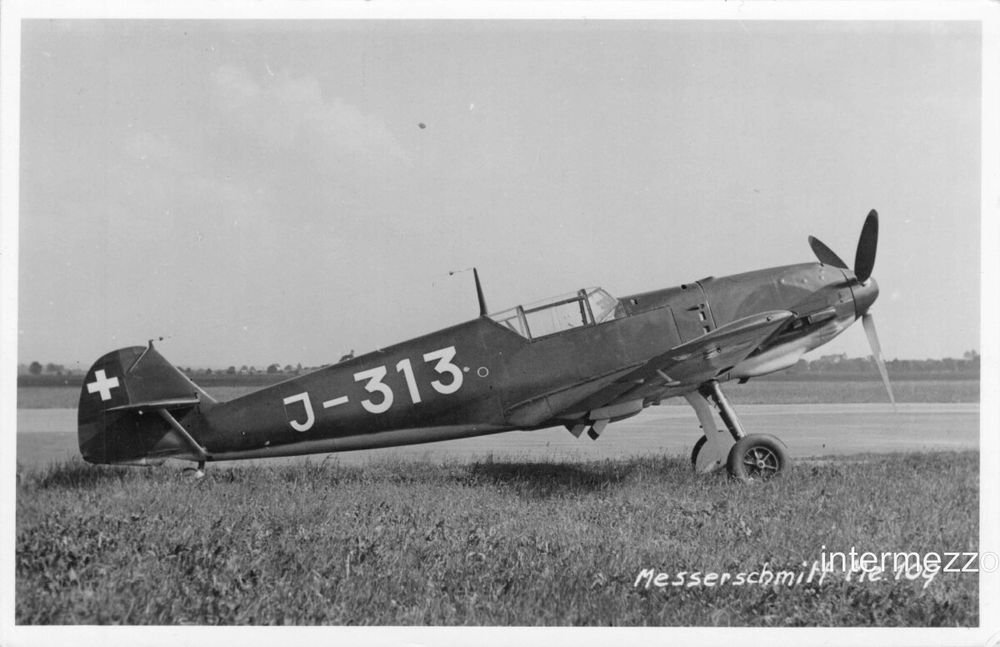 Flugzeug // Messerschmitt Typ Me - 109 Militärflugzeug J-313 (Gebraucht ...