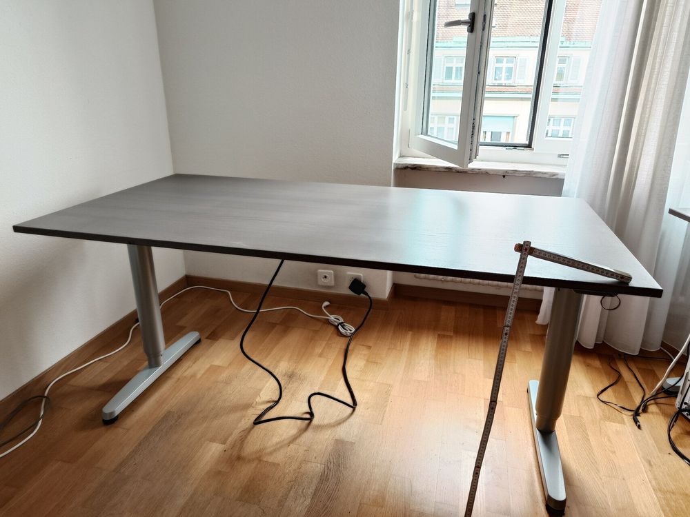 Galant Ikea Schreibtisch Höhenverstellbar | Kaufen auf Ricardo