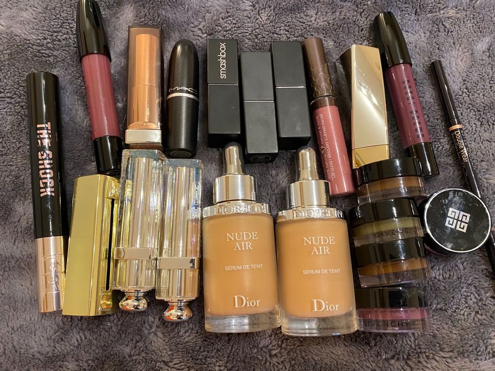 maquillage Dior Clinique Givenchy (Gebraucht) in Pully für CHF 85 – mit ...