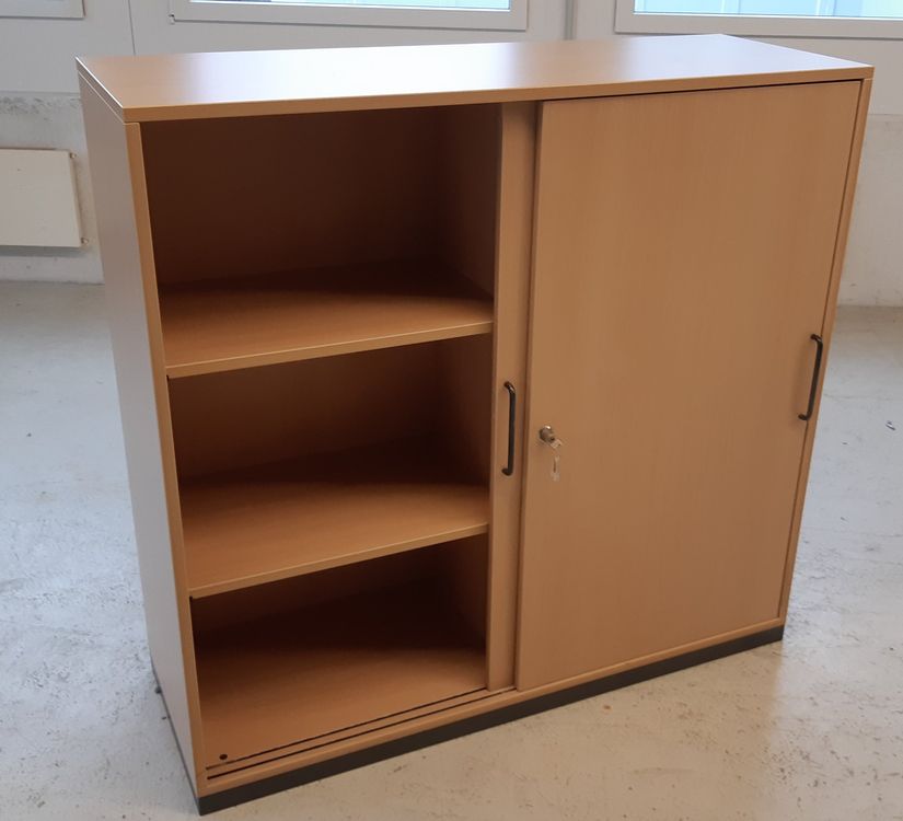 Büromöbel komplettset (Tisch, 2x Korpus, Schrank) (Gebraucht) in ...