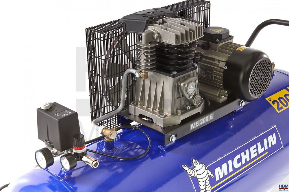 Druckluft Kompressor 200 Liter Tank (Neu und originalverpackt) in für ...