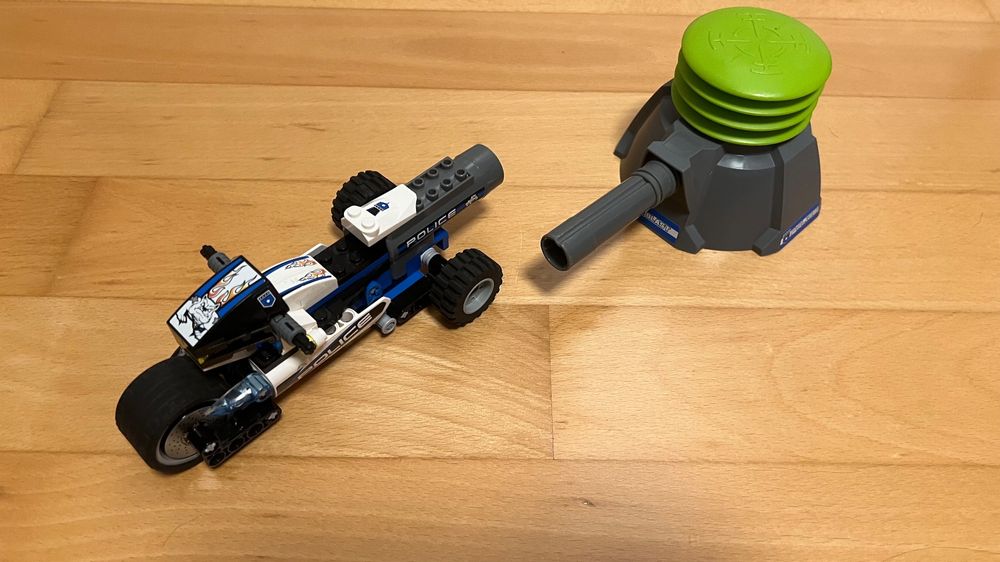 LEGO Racers Storming Enforcer Set 8221 | Kaufen auf Ricardo