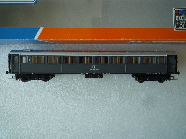 ROCO 44703 Carozza grigia FS Tipo Az Ep.III-IV (Gebraucht) in Chevenez ...
