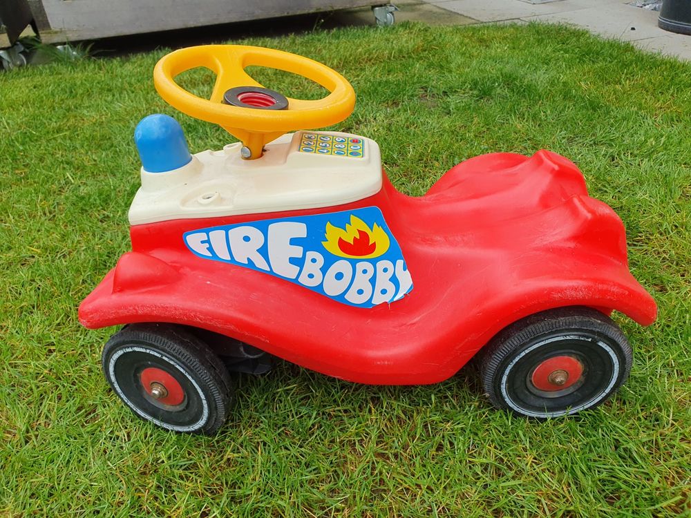Bobby car / Feuerwehrauto (Gebraucht) in Wallenwil für CHF 2 – nur ...