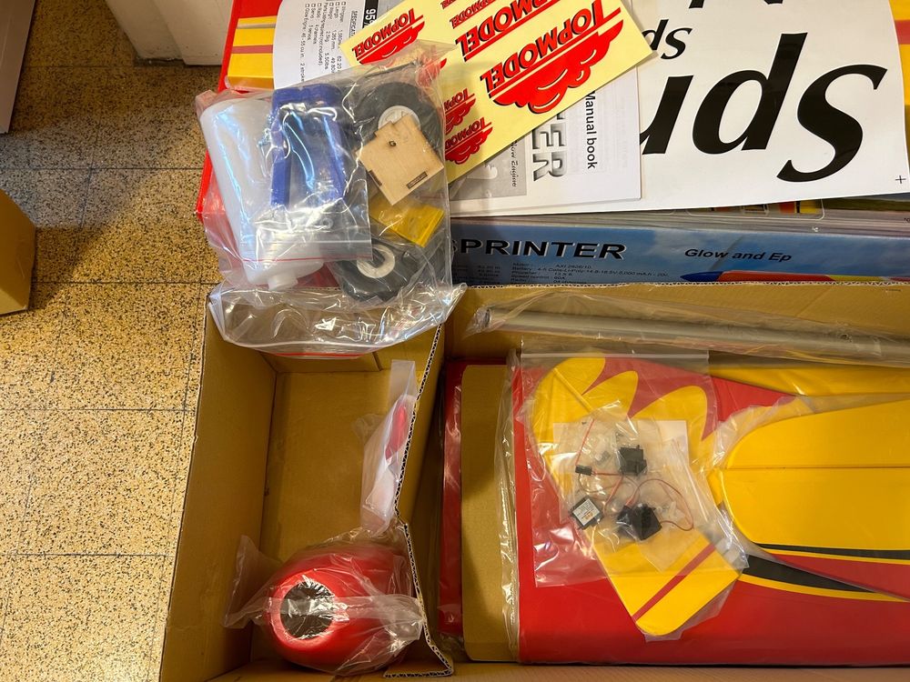 Avion RC Black Horse Model Sprinter (Gebraucht) in für CHF 89 – mit ...