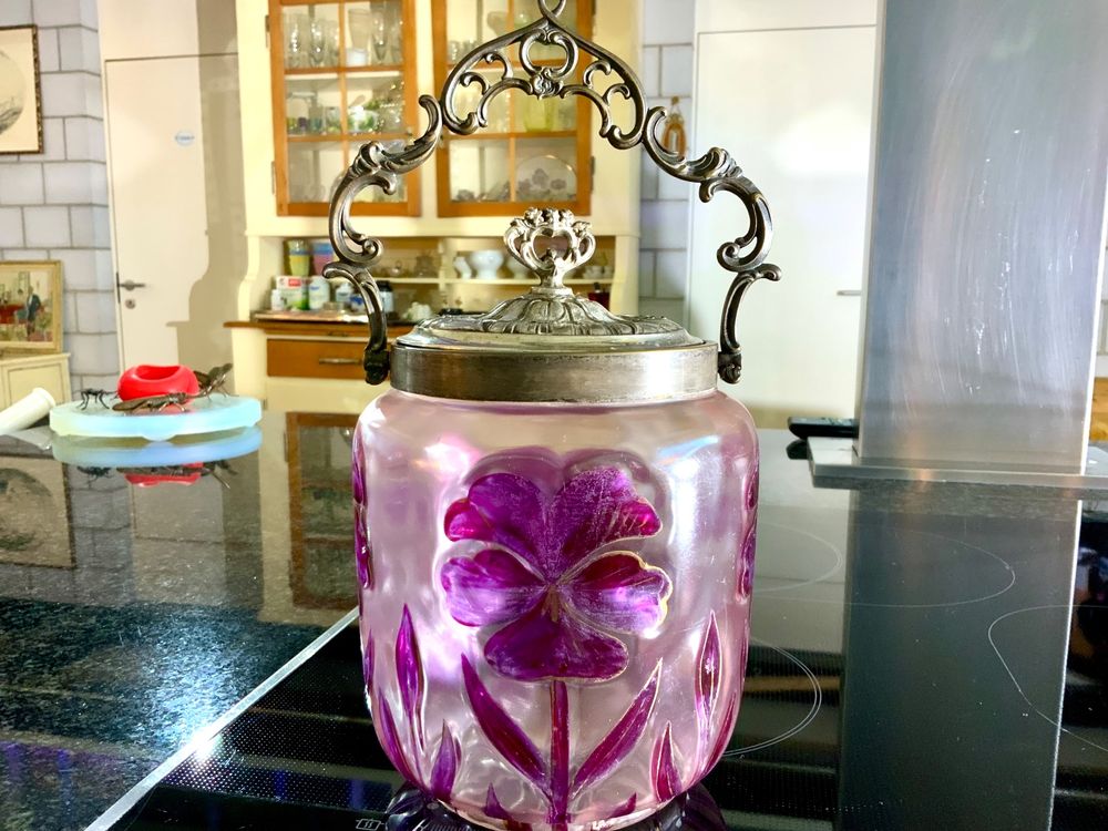 JUGENDSTIL BONBONIERE SATINGLAS ECHTMALEREI, ZINKGUSS,1900 (Gebraucht ...