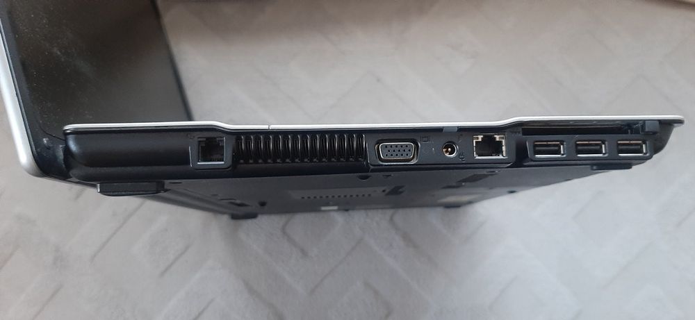 HP COMPAQ 6820S 17 Zoll Display Für teile Bastler Angebot (Defekt) in ...