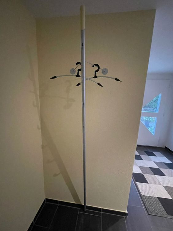 Garderobe (Gebraucht) in für CHF 30 – nur Abholung auf Ricardo kaufen