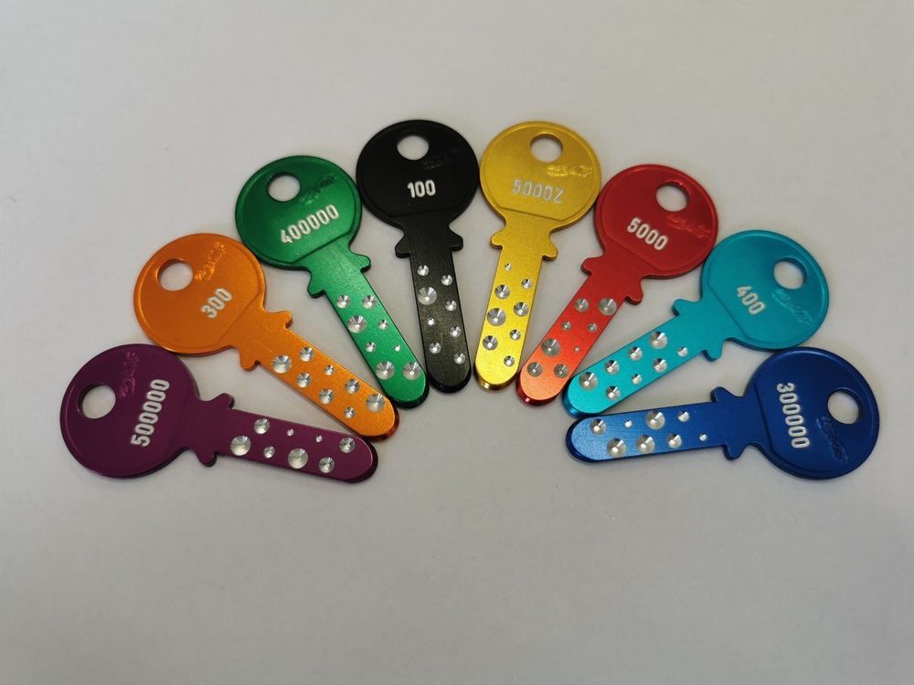 KABA 8 - 5000er Schlüssel in Blau - 10.- | Acheter sur Ricardo