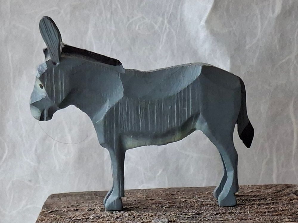 Ane gris en bois sculpté (Neuf (Voir description)) à Territet pour CHF ...