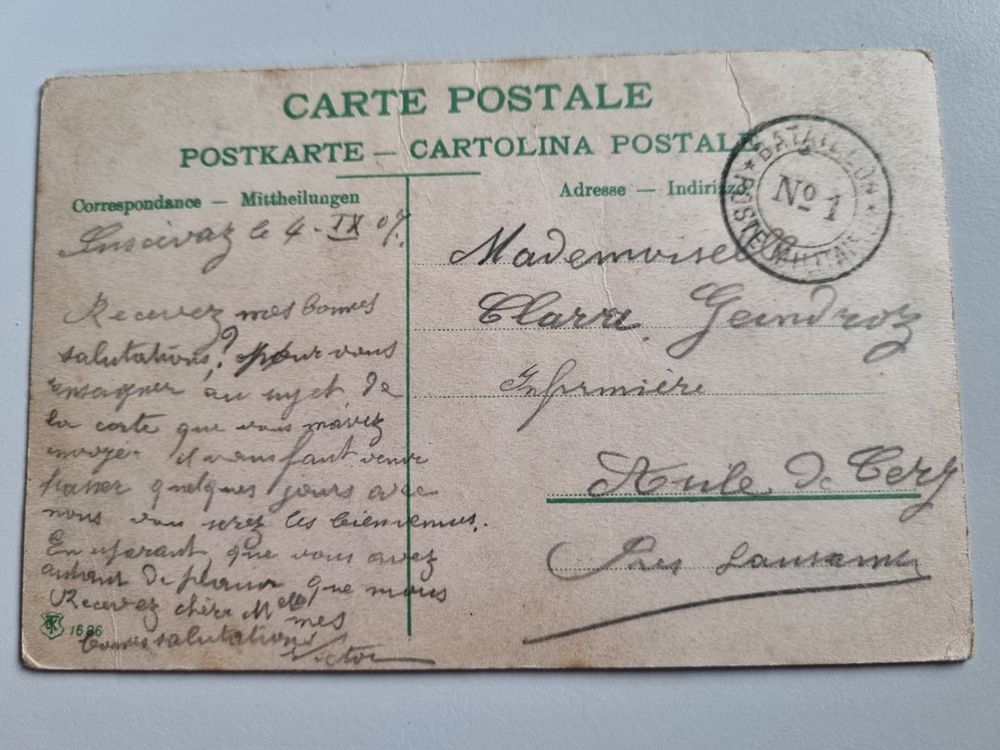 Carte postale scène militaire, village de Suscévaz (VD) 1907 (D ...