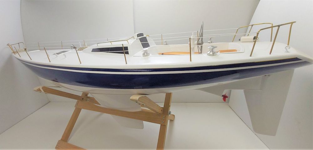 Segel-Schiff Smaragd v.Robbe 1380mm (Gebraucht) in Oberrüti für CHF 380 ...