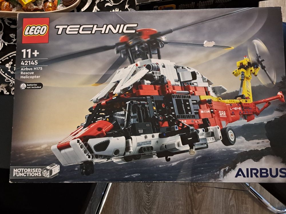 Lego Technic 42145 Airbus H175 Rescue Helicopter (Neu (gemäss ...