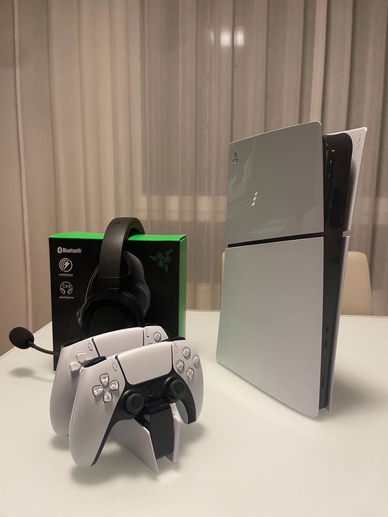 PS5 Slim + 2 Controller + Headset (Gebraucht) in Rorschach für CHF 339 ...
