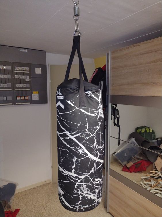 Boxsack mit Boxhandschuhe | Kaufen auf Ricardo