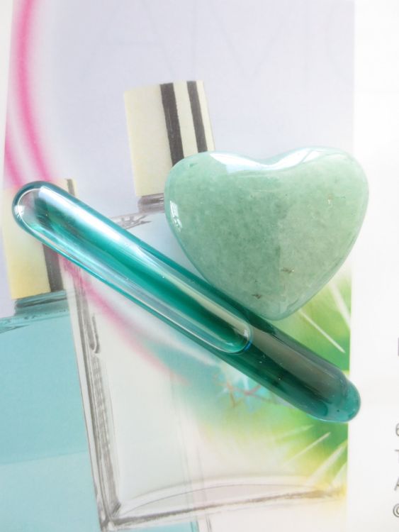 AURA-SOMA Equilibrium Phiole B9 Die Kristallhöhle (Gebraucht) in Buchrain für CHF 8 – mit ...