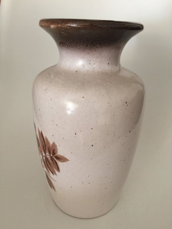 W. GERMANY vase en céramique / keramik Vase N° 202-24 (Gebraucht) in Cossonay-ville für CHF 25 ...