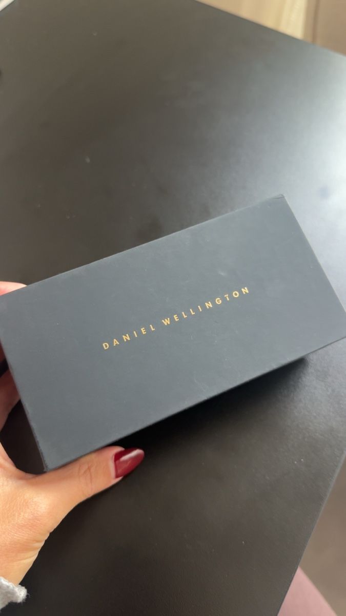 Daniel Wellington Watch - Petite Melrose Black (Neu (gemäss ...