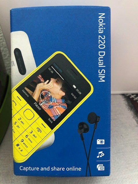 Nokia 220 Dual SIM (Gebraucht) in Wallisellen für CHF 25 – mit Lieferung auf Ricardo kaufen