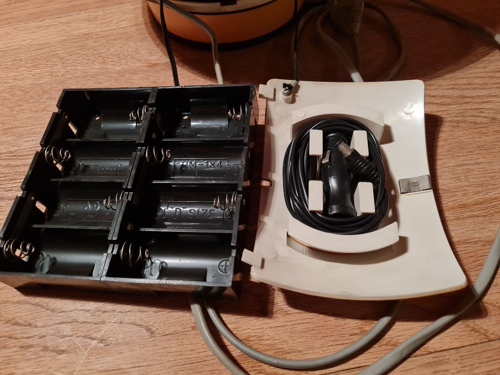 Weltron 8-Track Stereo Radio - Space Age Design Rarität! (Gebraucht) in ...
