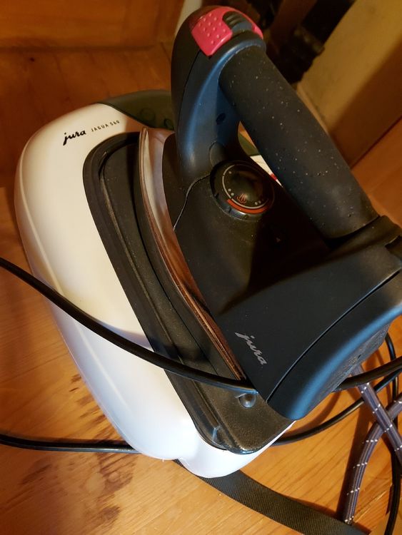 Jura Dampfbügeleisen (Gebraucht) in Schwarzenegg für CHF 40 – nur Abholung auf Ricardo kaufen