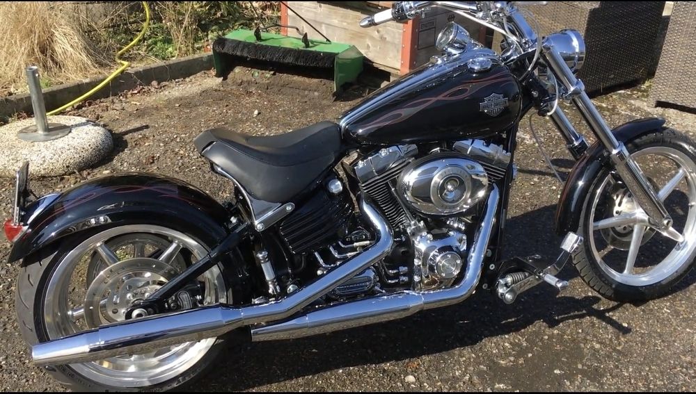 Harley Davidson Rocker C FXCWC | Kaufen auf Ricardo