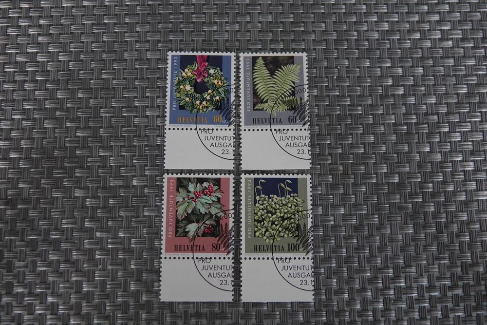 Pro Juventute "Weihnachtsmarke, Pflanzen" 1993 ET-Stempel (Neu (gemäss Beschreibung)) in Goldau ...