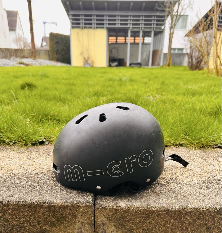 Micro Helm BMX / Skate / Scooter – schwarz - Grösse M (Gebraucht) in ...
